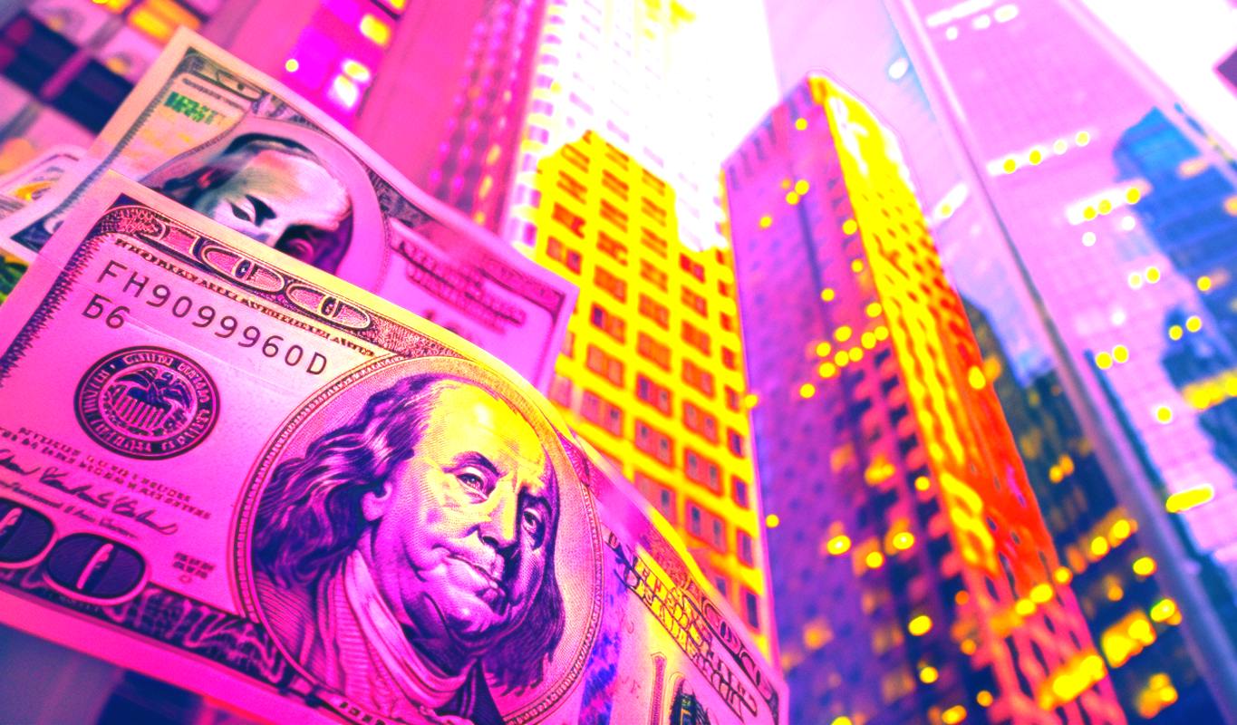 $526,714,000,000 Bank Reveals Data Breach As Hacker Claims Personal ...